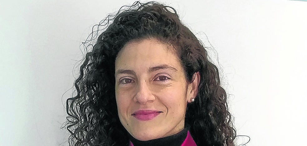 Rocío Rueda: «Empecé a escribir porque mis pacientes jóvenes no ...