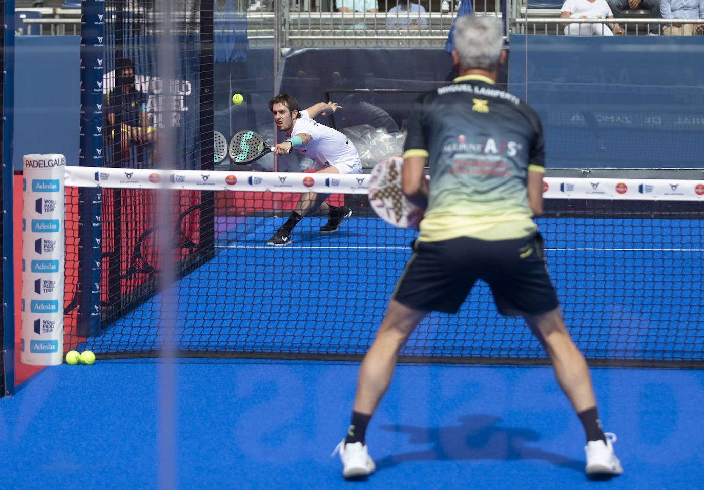 Fotos: Dieciseisavos de final del Pádel World Tour en la Plaza Mayor de ...
