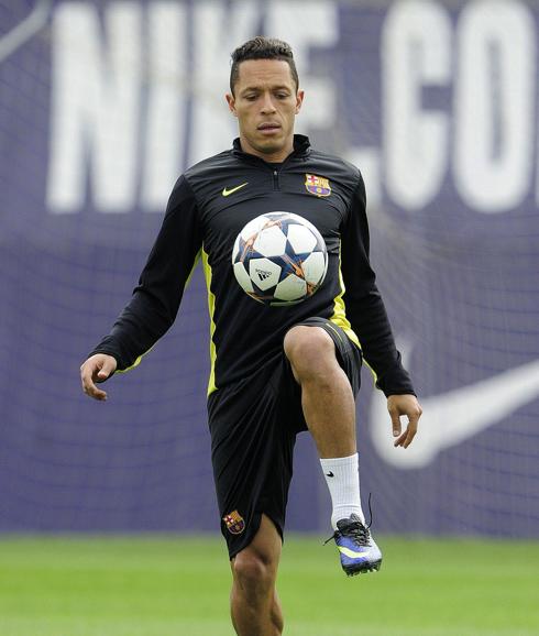 Adriano, adiós a un jugador de equipo al que le faltó continuidad | El ...