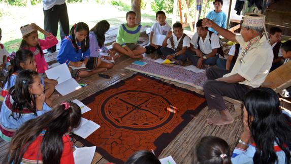 Al rescate de las lenguas en peligro de extinción en Perú | El Norte de ...